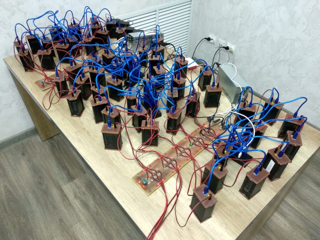 AM01 FPGA Crypto-Miner